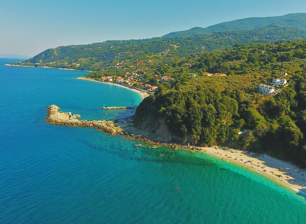 Plaka Beach in Pelion | Around us | Adama Villas and Guesthouses